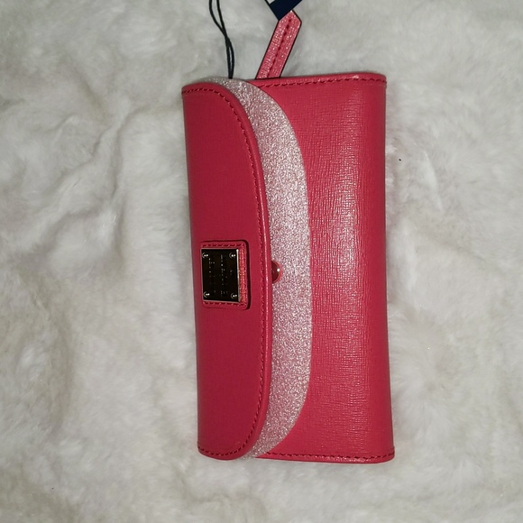 Dooney & Bourke | Bags | Dooney Bourke Saffiano Leather Wallet With ...